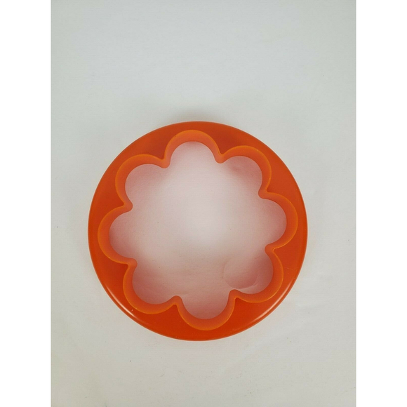 Tupperware | Kitchen | Vintage 3piece Tupperware Orange Nesting Flower ...